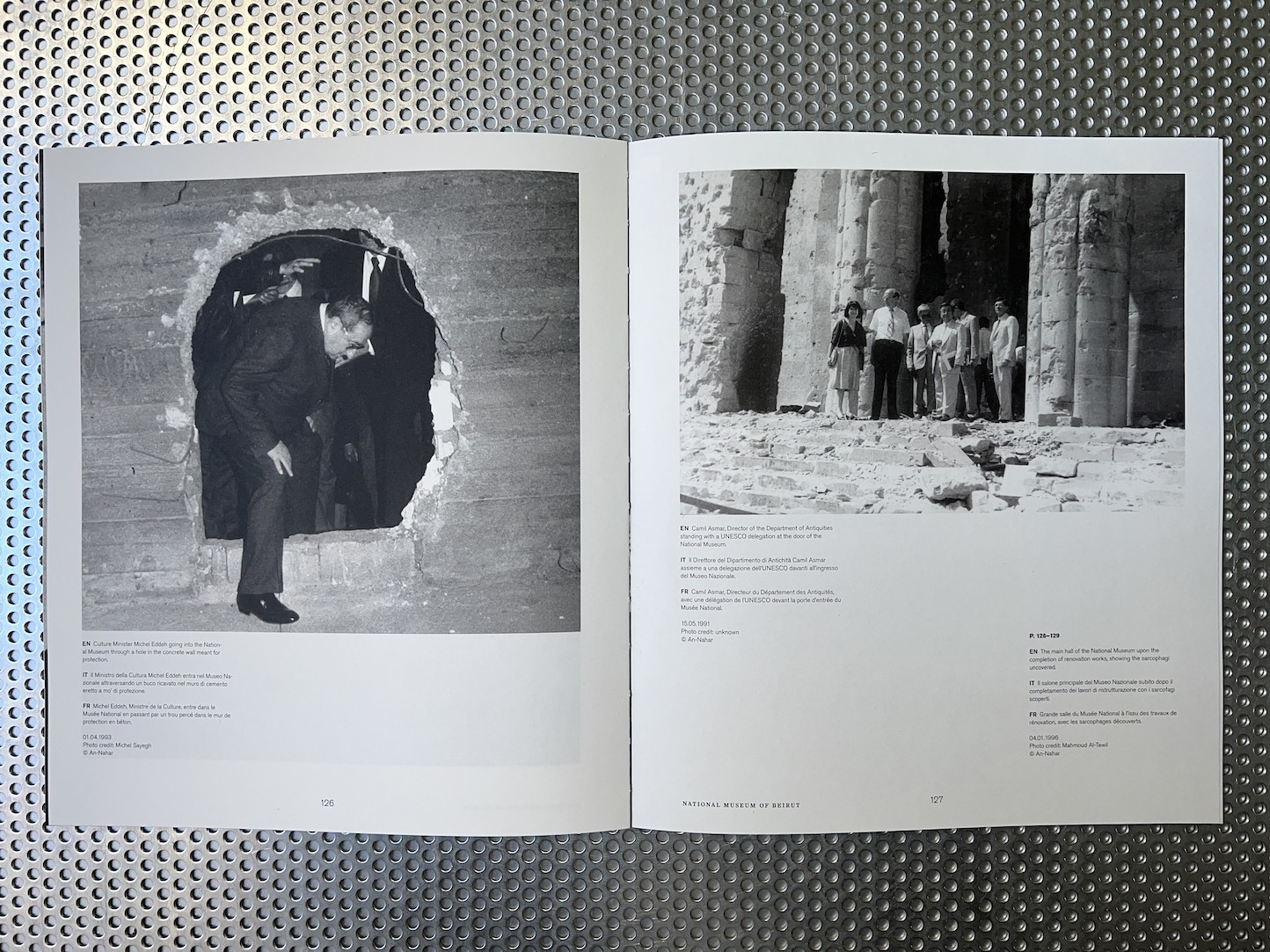 Akram Zaatari: Time Capsule, Kassel, Akram Zaatari (ed.), Mousse ...