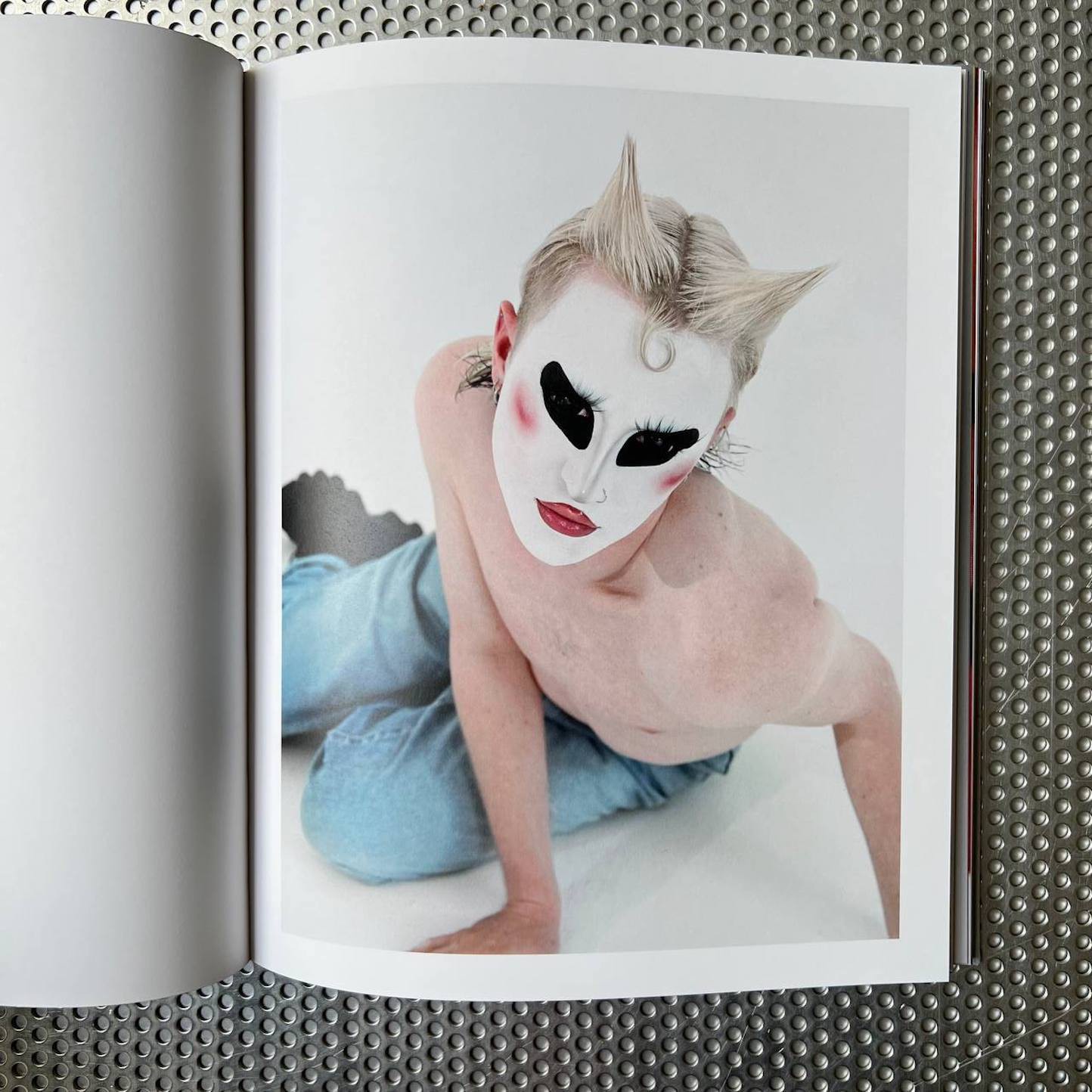 Bodybuilders - Alien