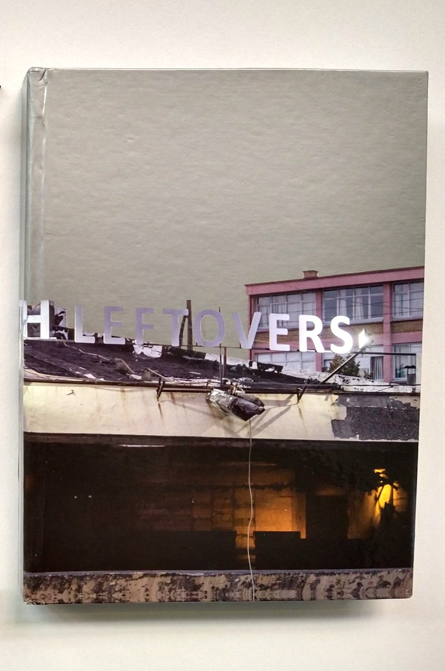 Flirting With Leftovers - Fitore Isufi Shukriu | KOJA - Shtatëmbëdhjetë