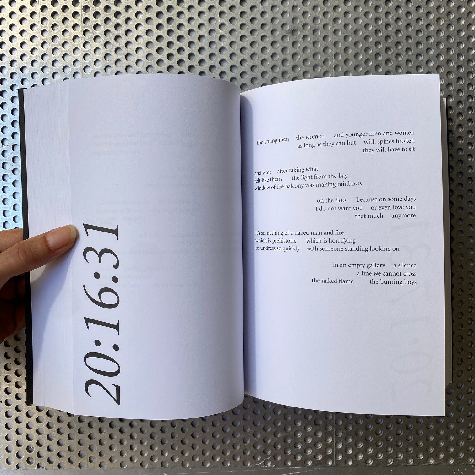 PHYSICAL - Samuel Brzeski & Andrew McMillan - 9788269196832